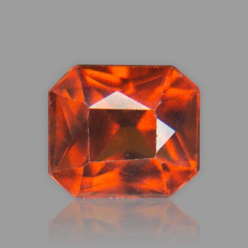 Buy Hessonite (Gomed) Online at Best Price in India | ShubhGems.com